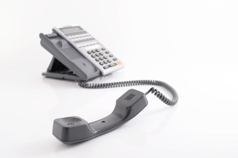 IP電話とは？仕組みや050番号と0ABJの違い、メリット・デメリットを解説 - moconavi NOTE